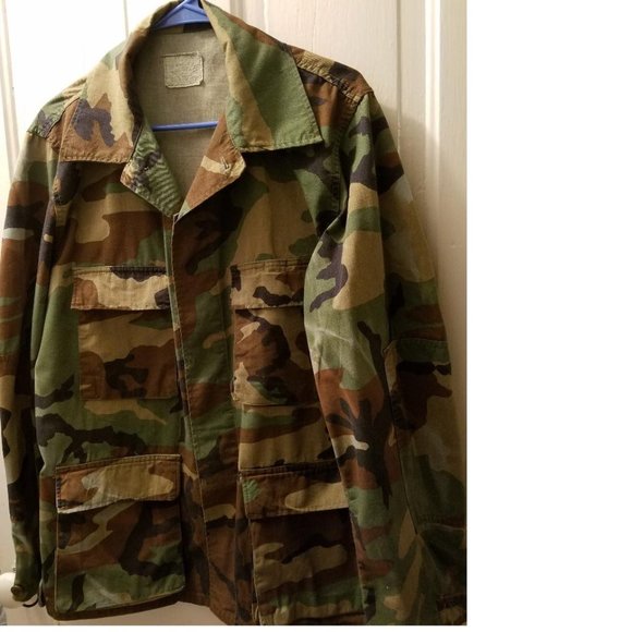 Jackets & Coats | Vintage Us Army 7s Military Camouflage Field Jacket ...